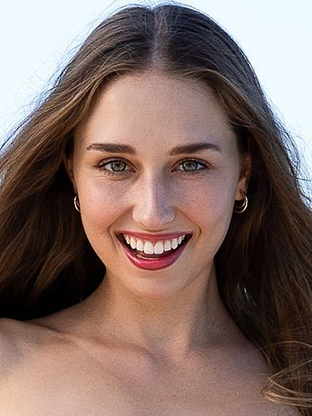 Aneta Ressl - MODELKY A HOSTESKY D.F.C. FASHION CLUB - MODELINGOVÁ AGENTURA